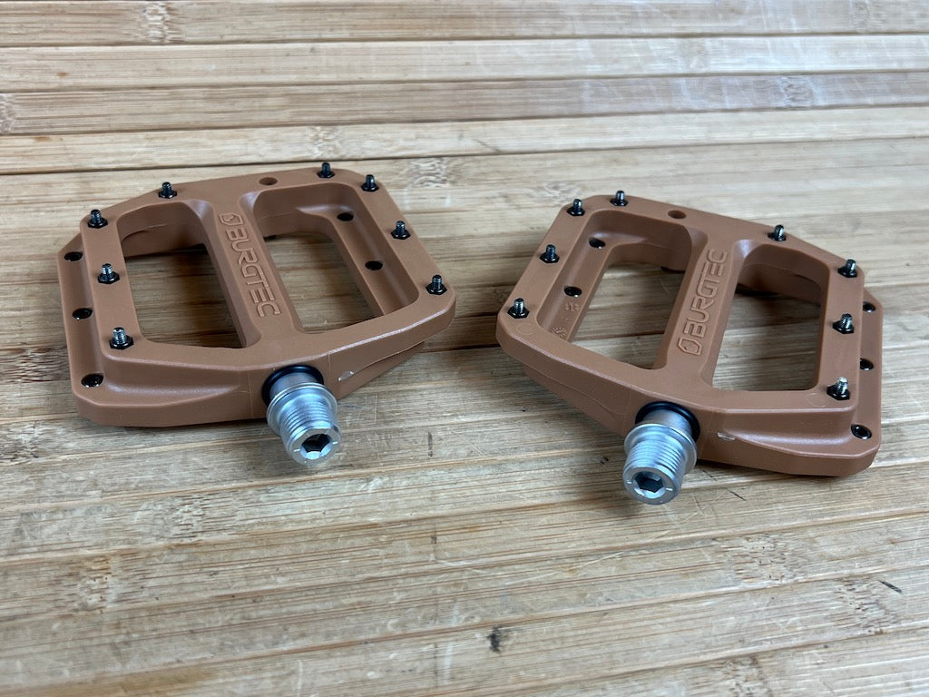 Burgtec MK4 Composite Flat Pedals / Pedale Kash Bronze – RTF Bikeparts